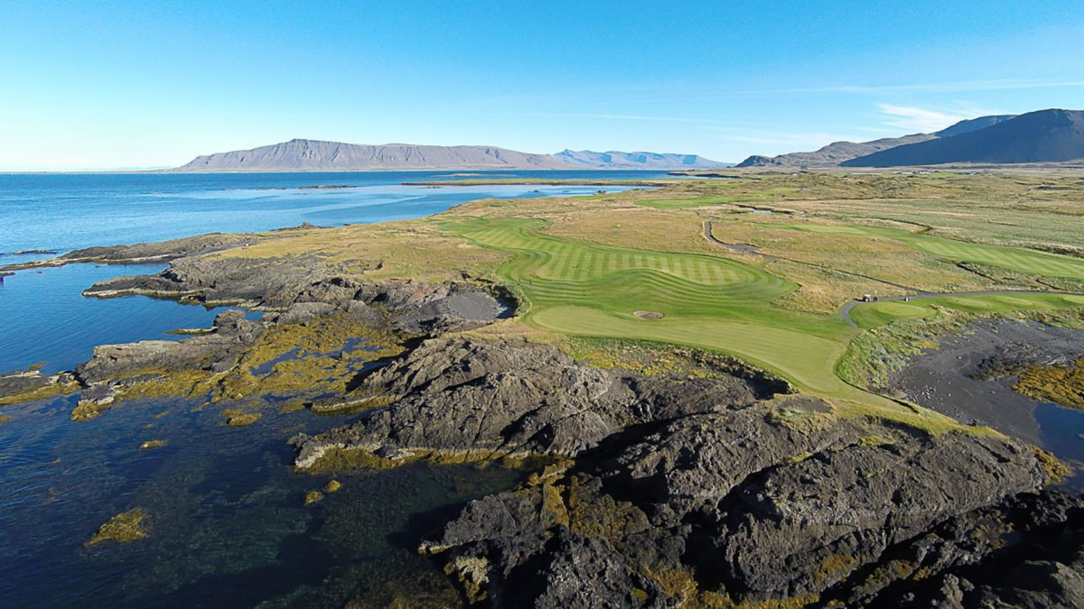 Golf club in Reykjavik - Photos and Videos | Brautarholt Golf Course