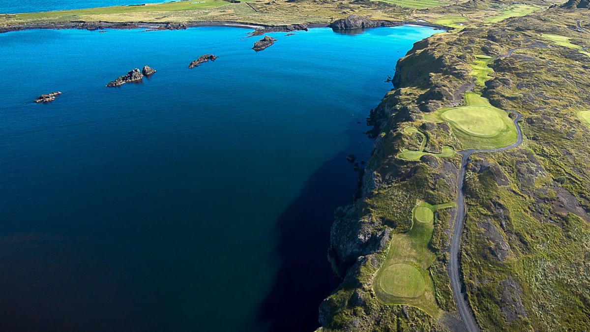 Golf club in Reykjavik - Photos and Videos | Brautarholt Golf Course